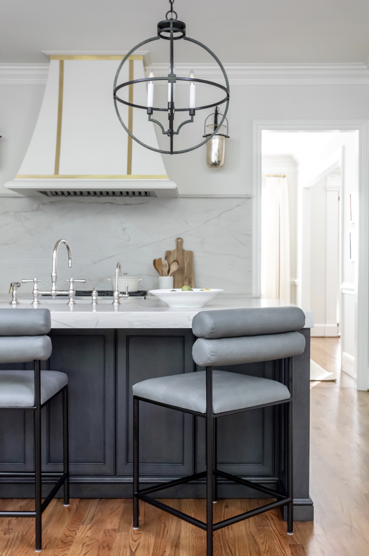 How to Create a Warm Kitchen-Enclave Circle Kitchen Reno - Part 1 ...